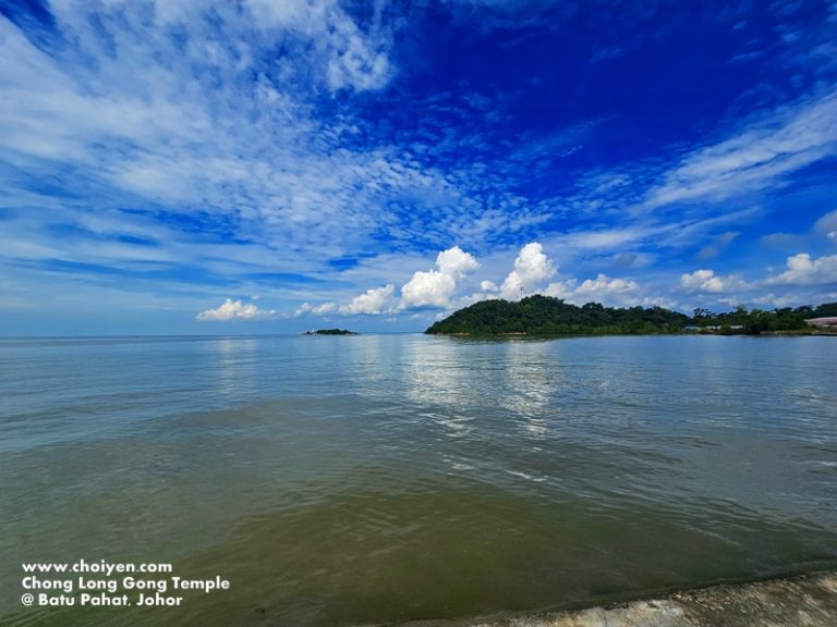 Chong Long Gong Temple 崇龙宫 & Si Hai Long Wang Temple 四海龙王大伯公庙 @ Batu ...